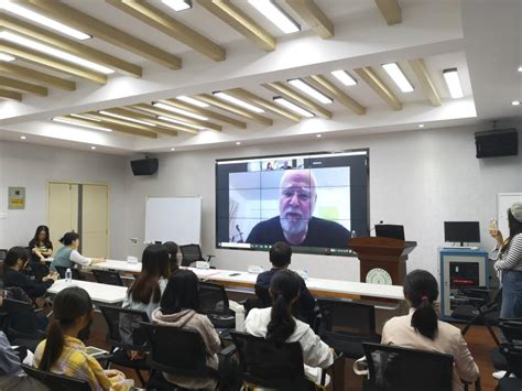湘雅护理学院举行第三届硕士研究生国际班开班仪式 中南大学湘雅护理学院