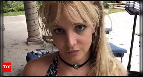 Britney Spears Gets A Warning By Authorities After She Lit A Cigarette