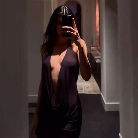 Kendall Jenner Stuns In A Jaw Dropping Vintage Donna Karan Dress That