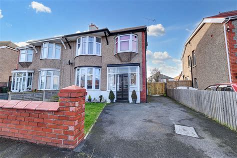 3 Bed Semi Detached House For Sale In Elm Grove Rhyl Ll18 Ref