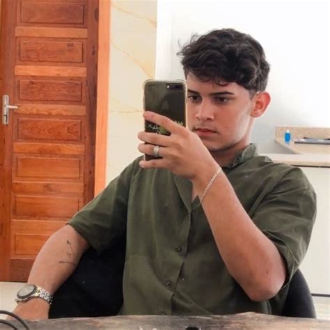 Danilloofic • Threads Say More