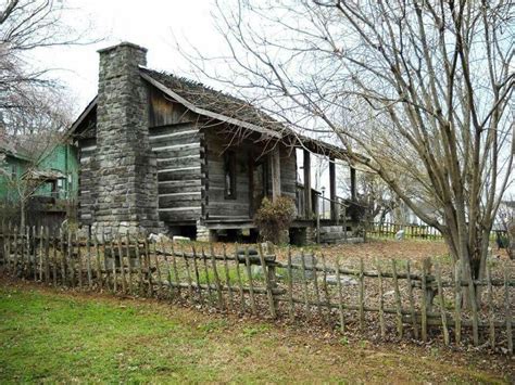 Pin By Becky Ison On Cabins Shacks Southern Cottage Cabins And