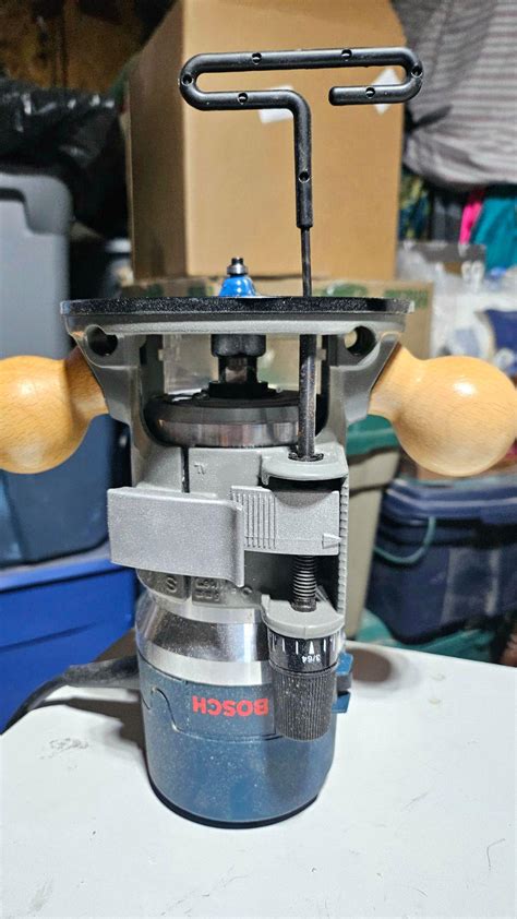 Hi All Im Planning On Building A Router Table And The Router Im Using Has Adjustment From The