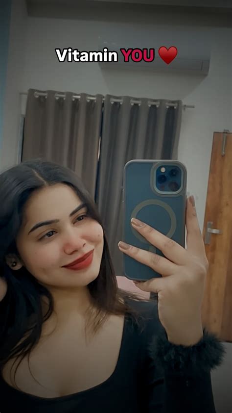 𝐒𝐨𝐧𝐢𝐚🦋 Tag Him ♥️ Instagram