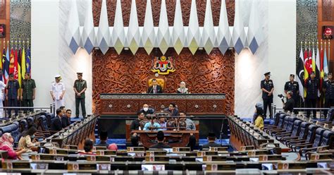 Raptai Penuh Istiadat Pembukaan Parlimen Ke 15 Lancar Ambil Kira
