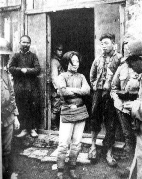 抗日战场上被日军俘虏的中国女兵 新浪图片