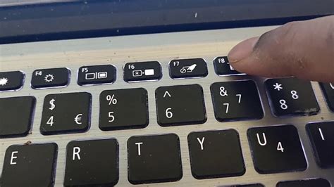How To Turn On Your Keyboard Backlight In Windows Youtube
