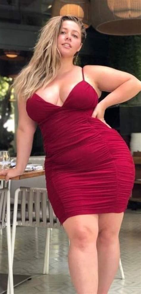 Pin By Pionter Virgiawan On Hot Curvy Mom Curvy Woman Curvy Women