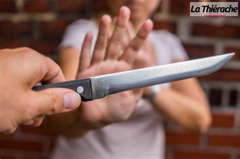 Il étrangle Sa Compagne Et Menace De Légorger