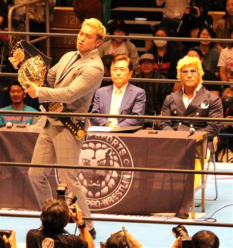 オカダ・カズチカとsanadaは声援合戦で譲らず！ 初の権利証移動目論むevil「歴史動かす」前哨戦で飯伏をフォール 新日本10・7後楽園