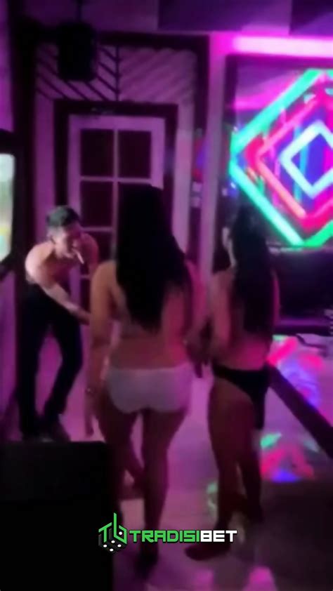 Bungkus 4 Lc Sekaligus Eporner