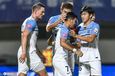 中超 吉列2助攻唐淼伤退 广州城2 0沧州迎来3连胜手机新浪网