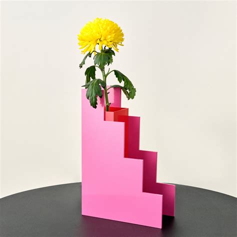 Scala Aluminum Vase By Animate Objects ADORNO DESIGN