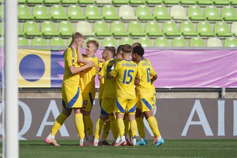 Україна Іспанія футбол де дивитися онлайн прямий ефір по якому