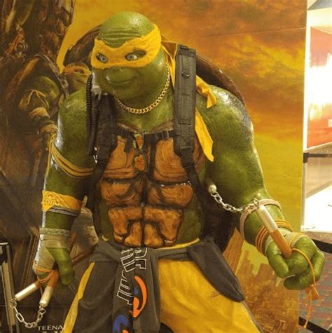 Promotional Tmnt Statue From 2016 R Oddlyterrifying