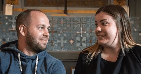 Kresten Og Mia Fandt Sammen I Kærlighed Hvor Kragerne Vender Deler