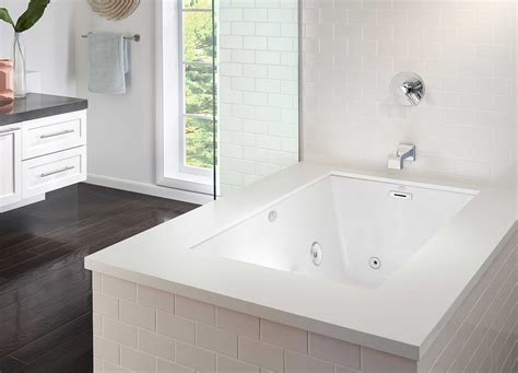 What Is The Best 2 Person Small Hot Tub I Can Buy In The Us Jacuzzi®