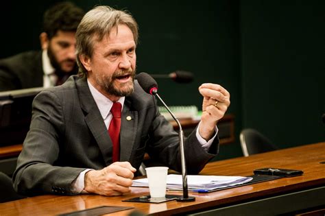 Pobreza Extrema Aumenta No Brasil Pedro Uczai