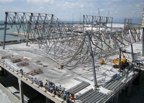 Steel Structures Stability During Construction