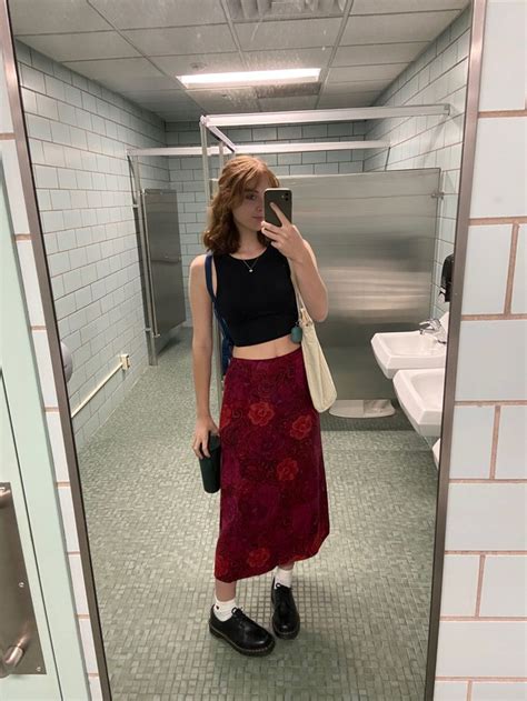 Long Skirt Outfit Outfits Long Red Skirt Outfit Red Skirt Outfits