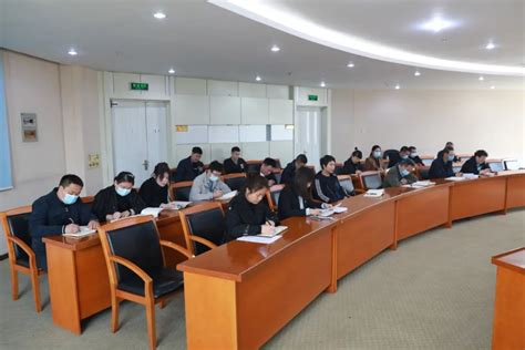 市委政法委召开解放思想案例剖析会 绥化机关党建