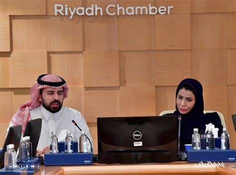 نظمت غرفة الرياض ورشة عمل بعنوان مراحل اشتراط شهادة المحتوى المحلي