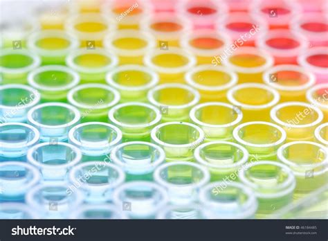 Biomedical Research Close Enzymelinked Immunospot Assay库存照片46184485