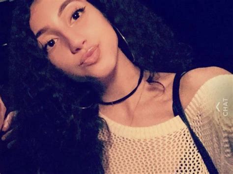 Juleshampton Live Sex Chat By Captain Cams Juleshamptons Cam On