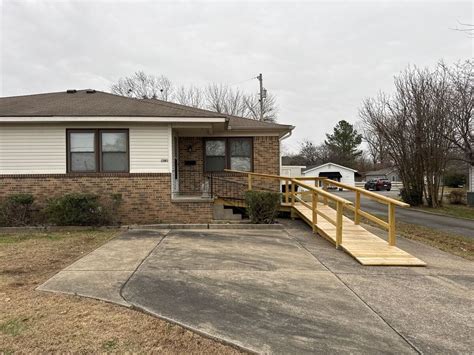 2 Bedroom 1 Bath Duplex In Lone Oak Apartments Paducah Ky