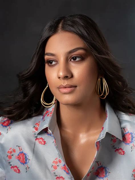 Configure Hoops Configure Hoops · Eternz