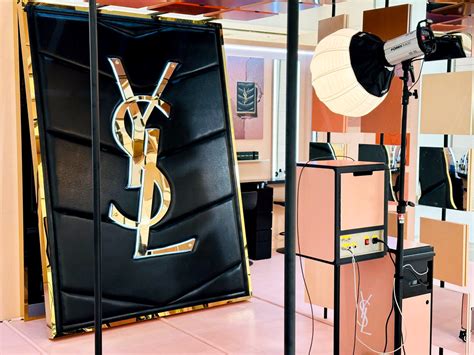 입생로랑 뷰티 Photomatic®