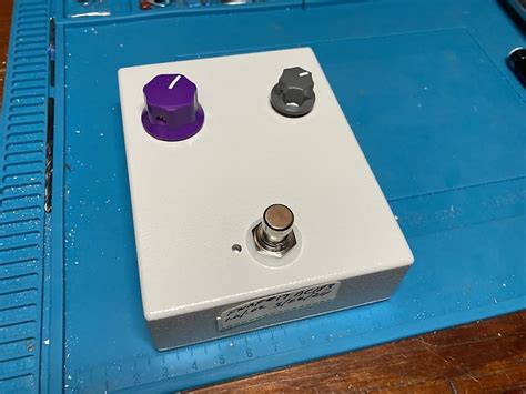 Fuzz Without A Face 17 NOS Texas Instruments BC183 Fuzz Face Reverb