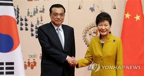 中韩签署13项谅解备忘录 力促韩中FTA年内生效 中韩贸易 中韩关系 FTA 新浪财经 新浪网