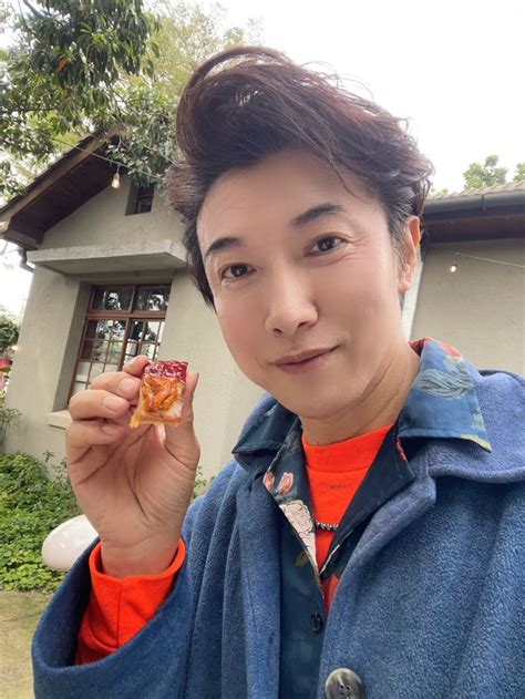 陳鴻閃到腰慘臥床！醫揭「預防之道」：咳嗽、打噴嚏也要小心 祝你健康 三立新聞網 Healthsetncom