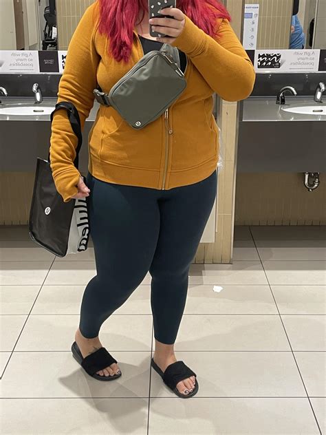 Ootd Aligns In Submarine 12 Scuba Full Zip In Gold 12 And Ebb