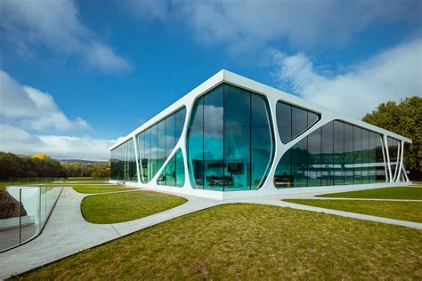 Leonardo Glass Cube Architecture Photo Reportage Dynamic Forms