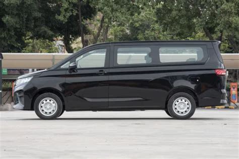 Hot Van Baw China Auto Mpv Car Electric Vehicle M7 Ev Van And Electric Car