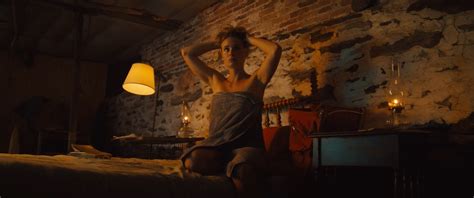 Nude Video Celebs Actress Malin Barr