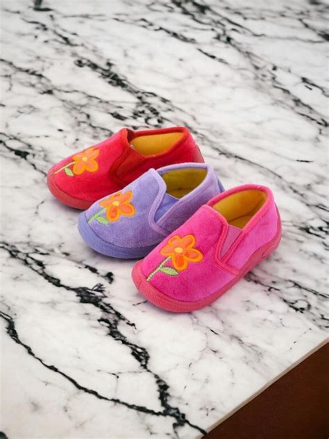 Капці дитячі без вибору кольорів — ціна 150 грн у каталозі Капці Купити дитячі речі за