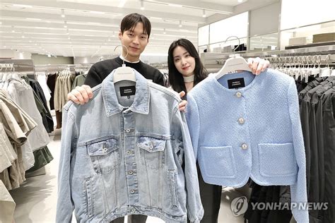 현대백화점 중동점 무신사 스탠다드 정식 매장 오픈 연합뉴스