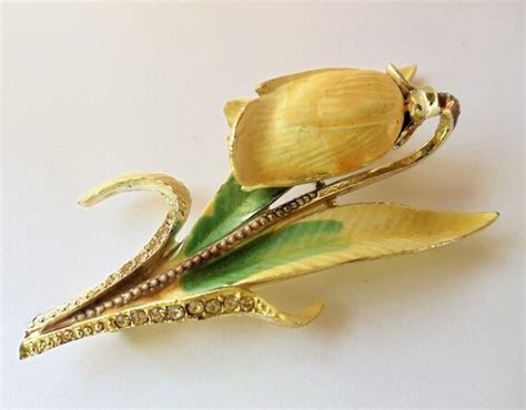 Rare Vintage Snowdrop Flower Enamel Rhinestone Bsk Gem