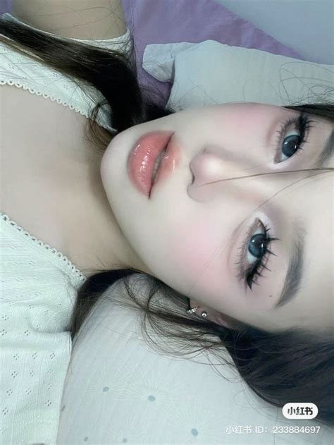 𝗮𝗯𝗶𝗶𝘅 In 2024 Tanned Makeup Pale Makeup Makeup Routine
