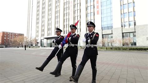 重温入警誓词、向警旗敬礼北京市公安局开展多彩庆祝活动北京时间