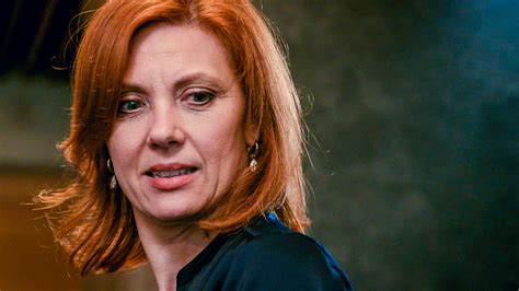 Sandrine André Beleeft Spannend Moment In De Sauna Vipnieuwsbe