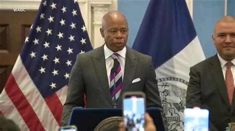 Fbi Raids Home Of Top Fundraiser For New York City Mayor Eric Adams