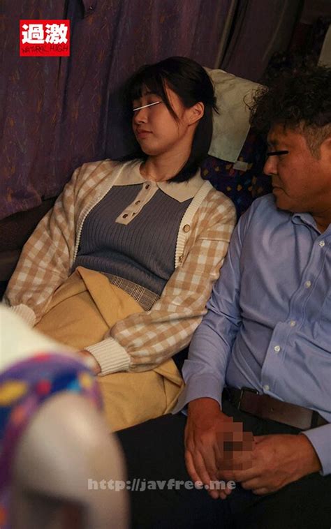 [nhdtb 90702] 夜行バスで2人きり デカチンをねじ込まれた快感が忘れられず騎乗位中出しするまで発情腰が止まらない美尻娘 デカ尻清楚jd High Quality Jav