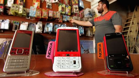 Judge Takes On Mobile Phone Ban If Sex At The Wheel Is Legal Why Isn T Telephoning DER SPIEGEL