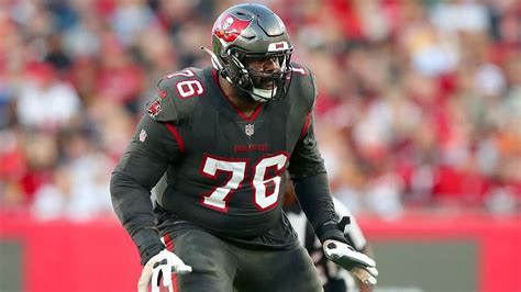 Chiefs Updated Outlook Ot Donovan Smith Signed Pro Sports Outlook