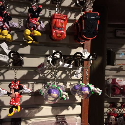 Dan The Pixar Fan Toy Story Buzz Lightyear Lights And Sounds Keychain