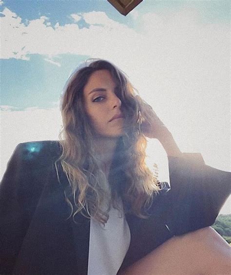 Pin By 💫💫 Yildiz💫 On Bige Onal Turkish Beauty Actresses Turkish Actors